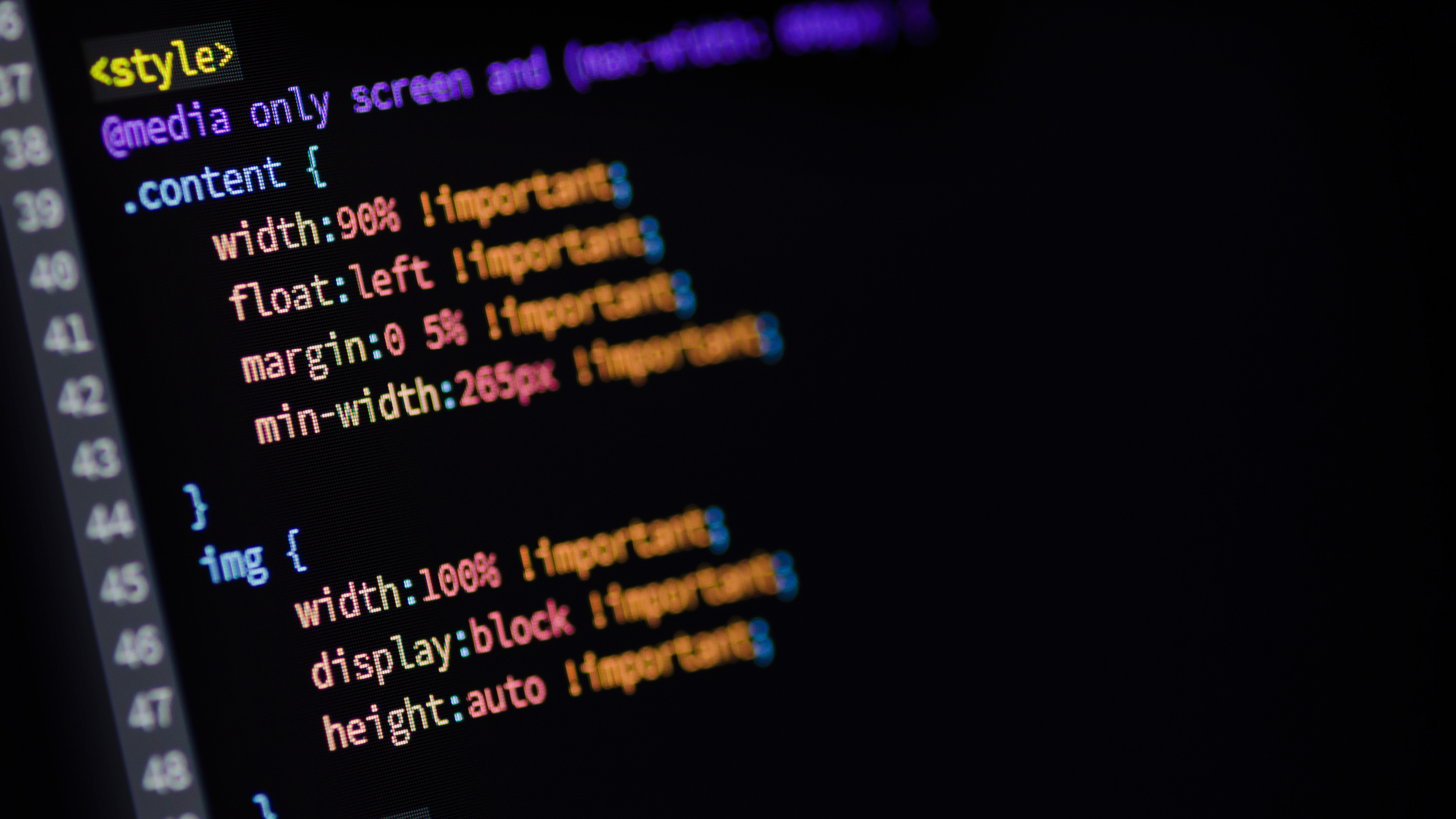 【CSS】box-shadowが効かない時の対処法 | 株式会社シーポイントラボ